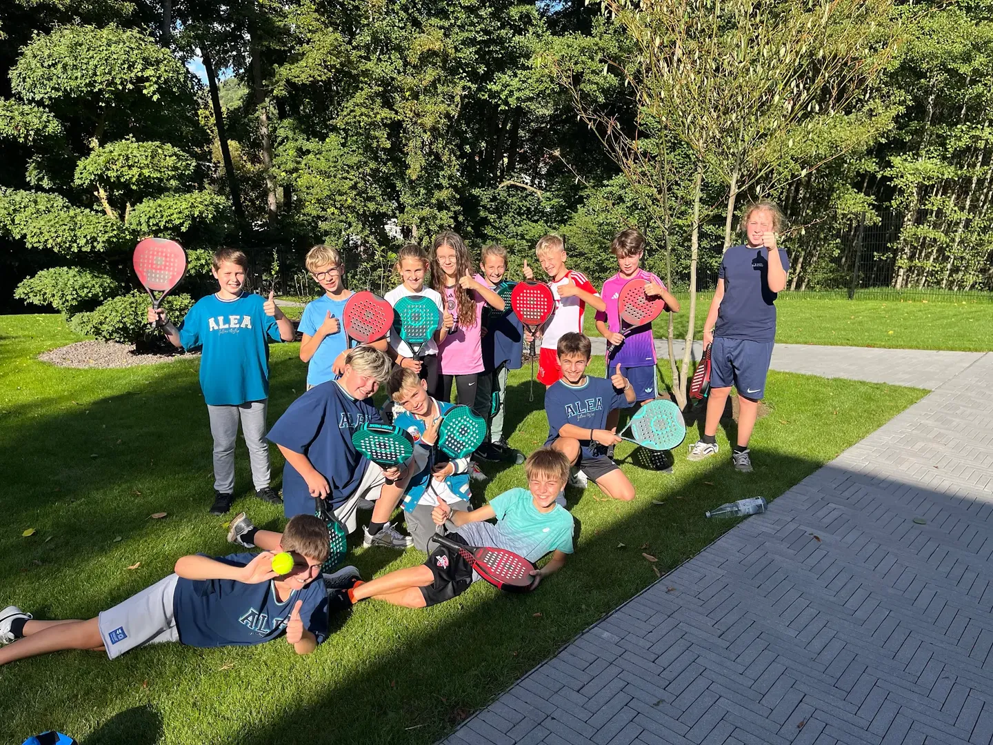 Unsere sechste Klasse auf Entdeckungstour, neue Clubabenteuer, frische ...